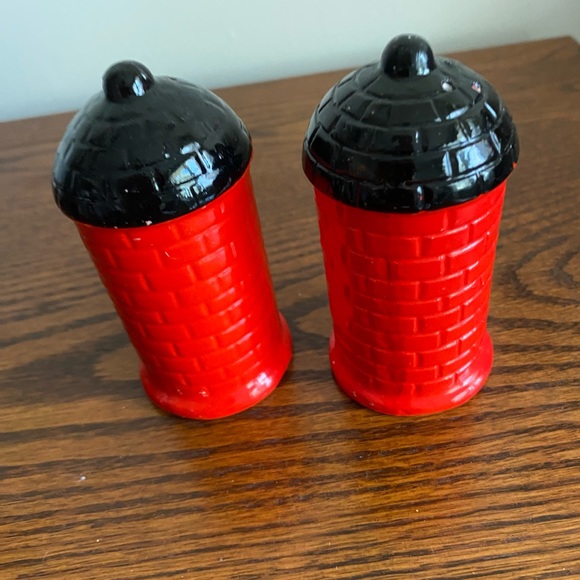 Kitchen | Vintage New Red Barn And Silo Salt Pepper Shaker Set Made In ...